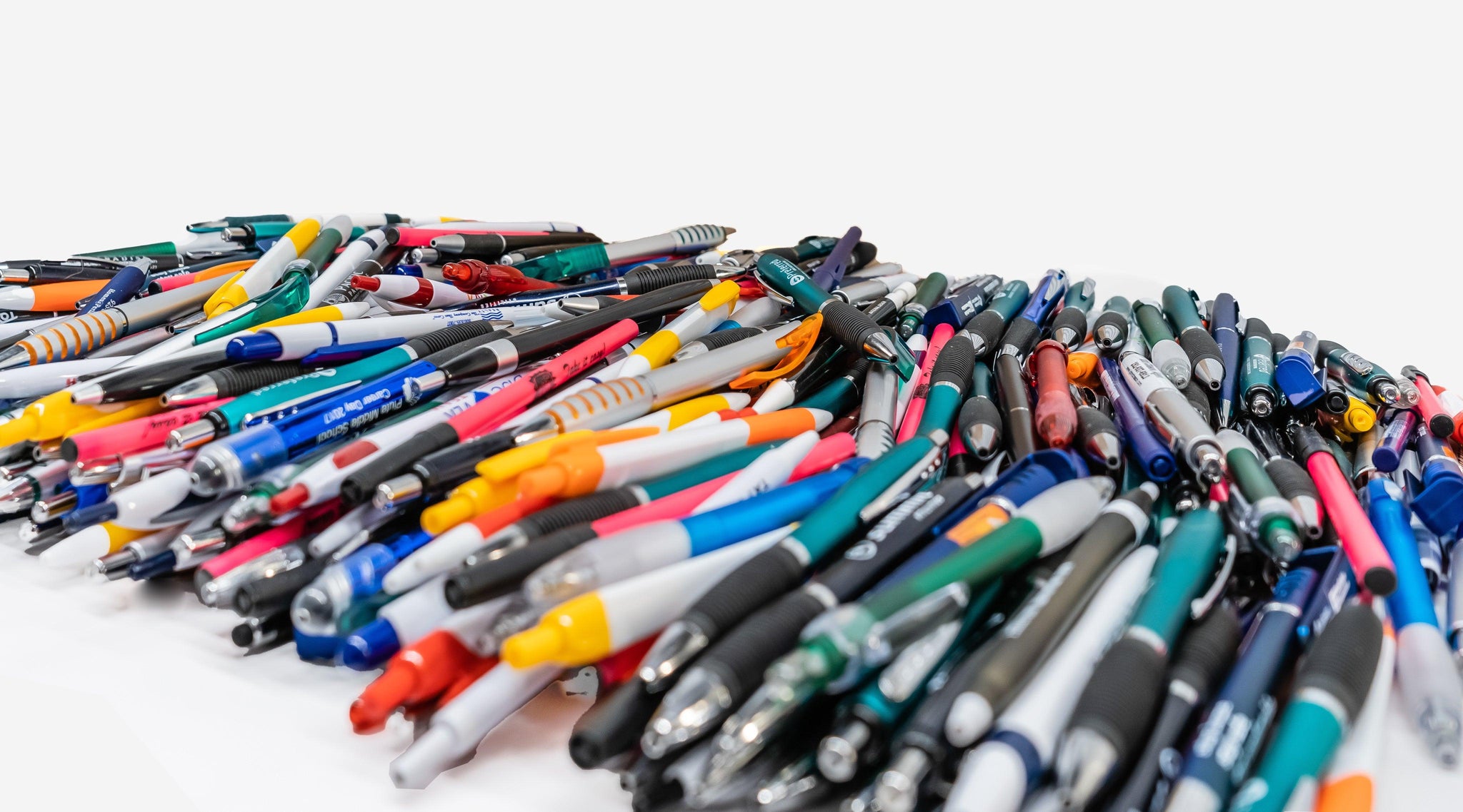 500 Count Misprint Plastic Click Pens – Pens 4 Pennies